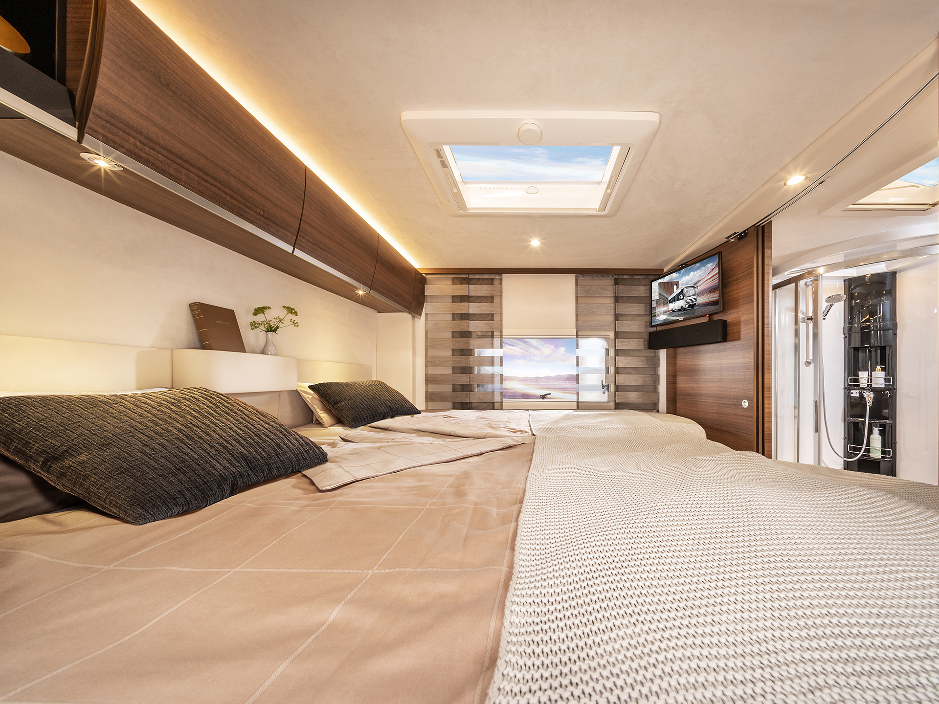 Concorde Credo: the most compact luxury motorhome